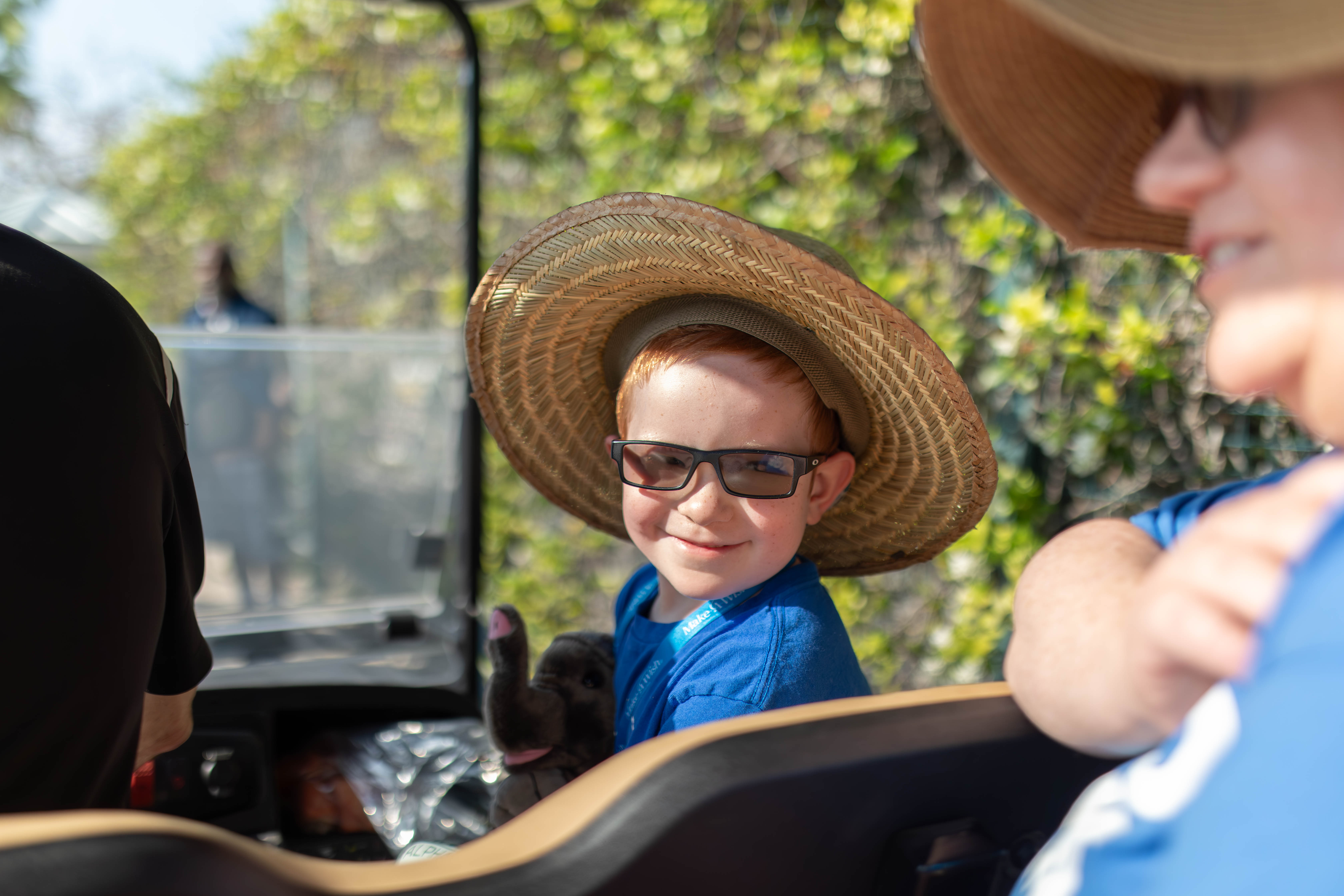 Dale Conquers the Zoo